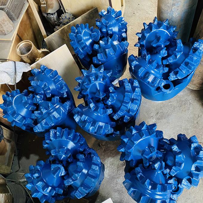 Seal Bearing Trenchless Steel Tooth Roller Cone Bits IADC 217